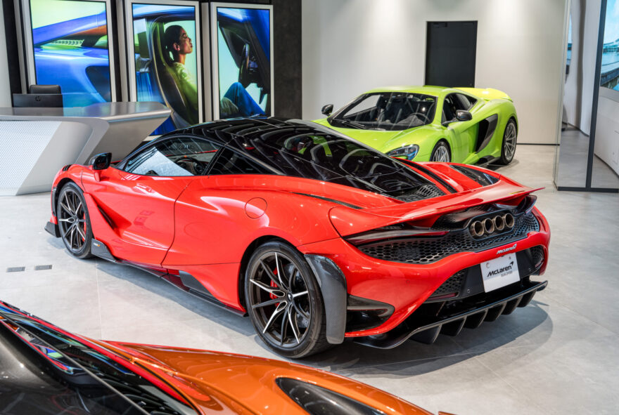 765LT Coupe Vermillion Red LHD | 【マクラーレン麻布・横浜】McLaren 正規ディーラー｜SKY GROUP